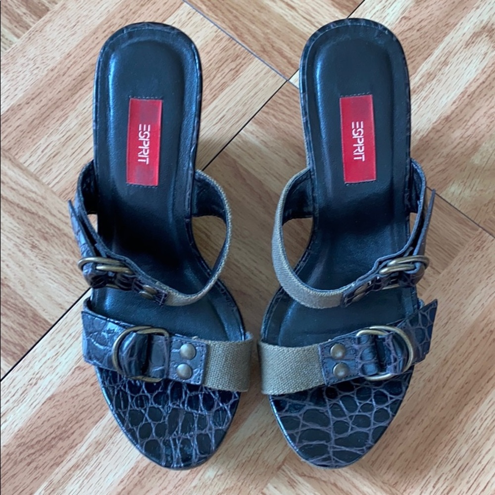 Esprit Army Green Platform Wedges - Gem